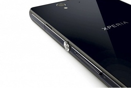 Sony Xperia ZX : 6'', Dual 20 MP cameras & 4,000 mAh battery but 6mm ...